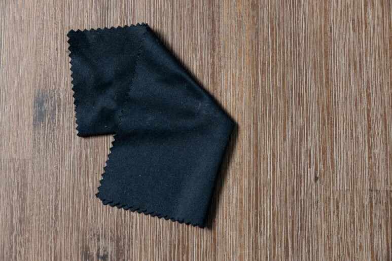 How To Clean A Camera Lens Without A Cleaning Kit